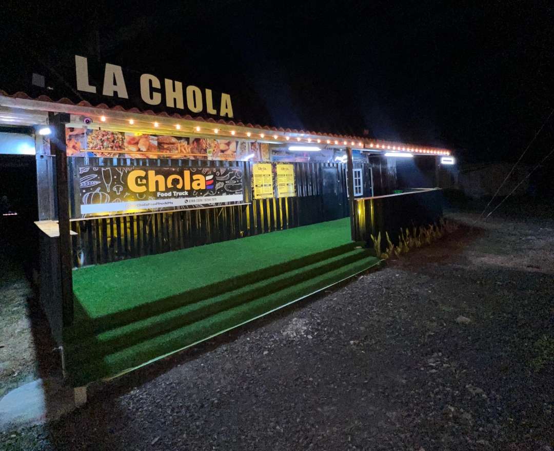 La Chola Food Truck - ¡Sabor y buena vibra en Las Lajas! - Discover Chame